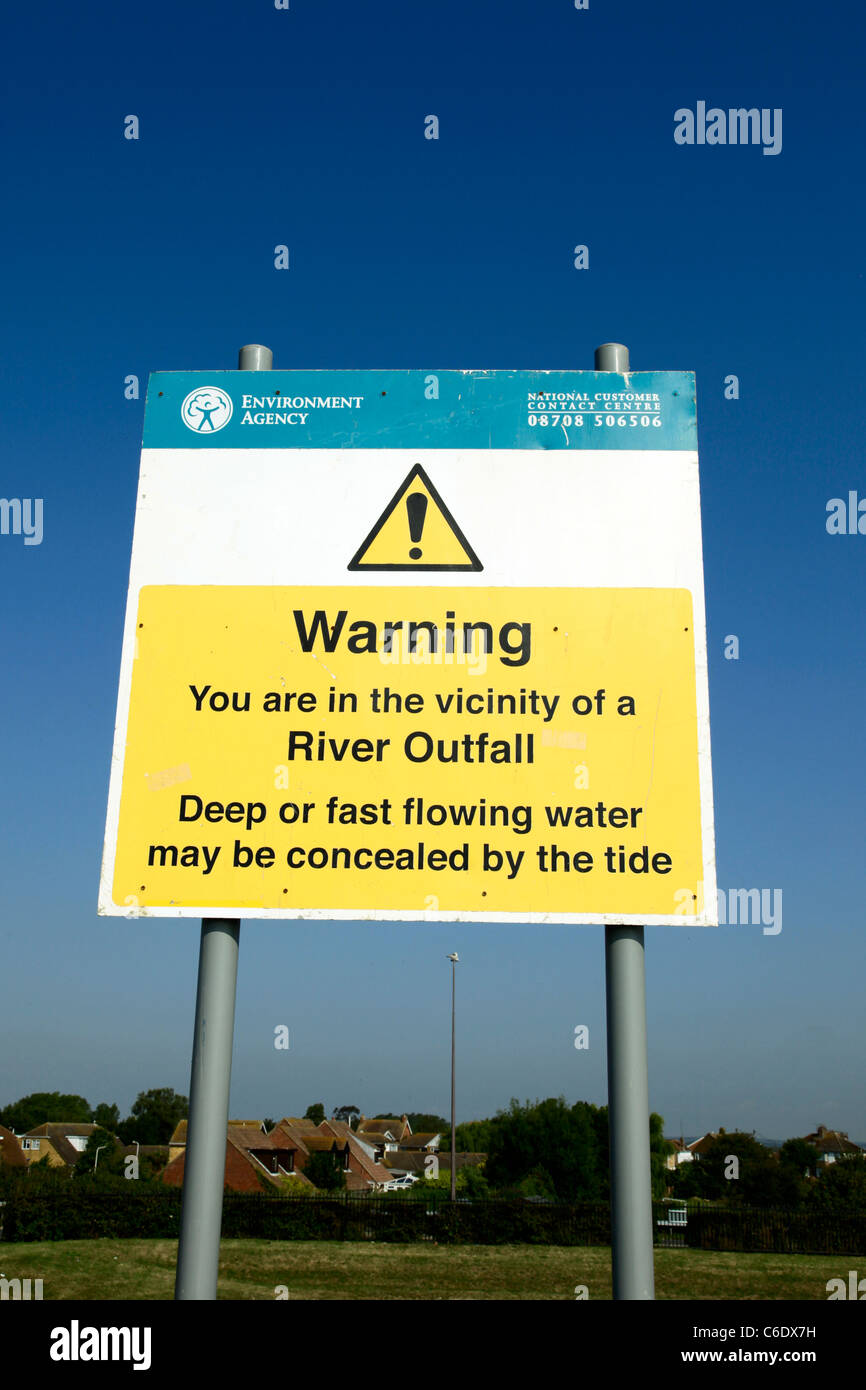 Outfall river hi-res stock photography and images - Alamy