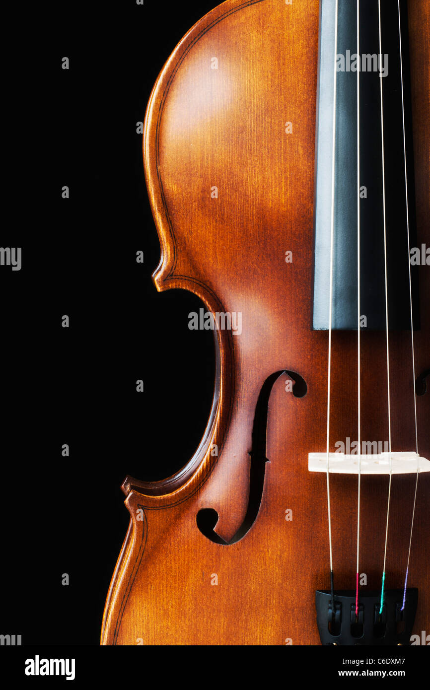Violin strings hi-res stock photography and images - Alamy