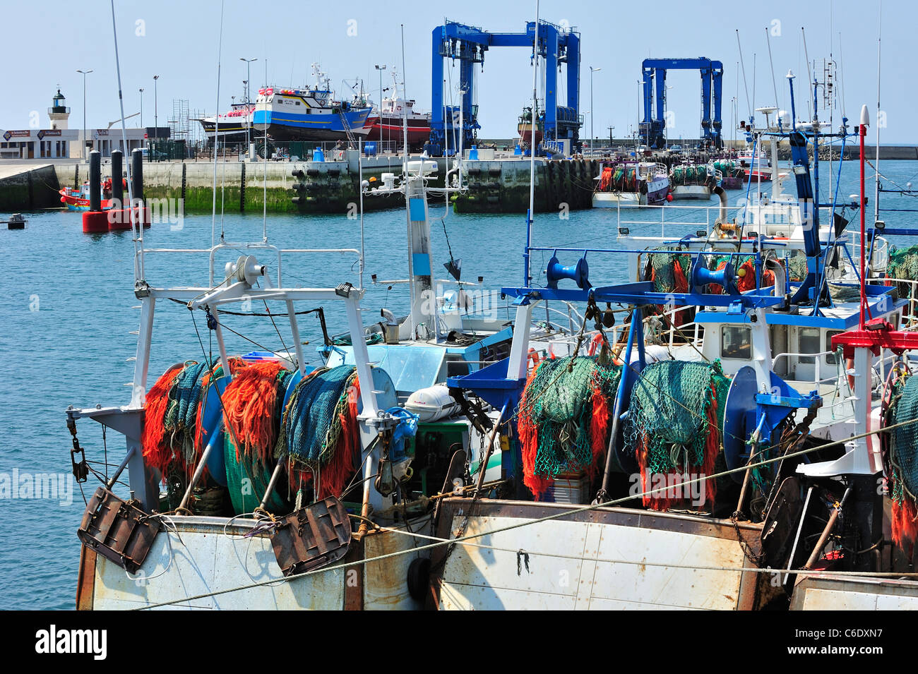 Trawling cranes hi-res stock photography and images - Alamy