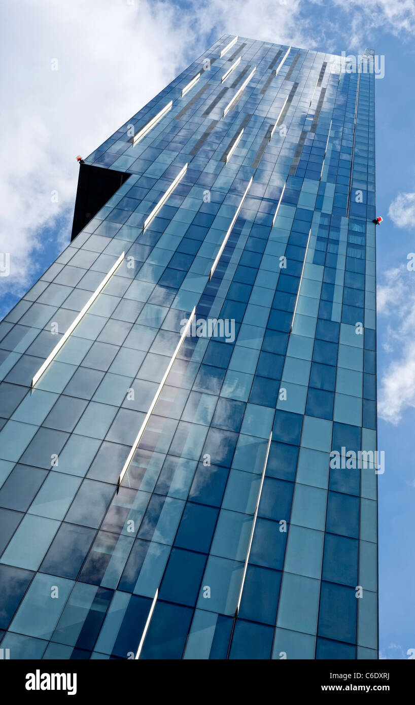 Hilton hotel tower hi-res stock photography and images - Alamy