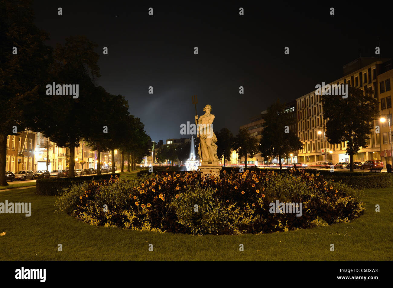 Statue of Zeus in Arnhem city Stock Photo - Alamy