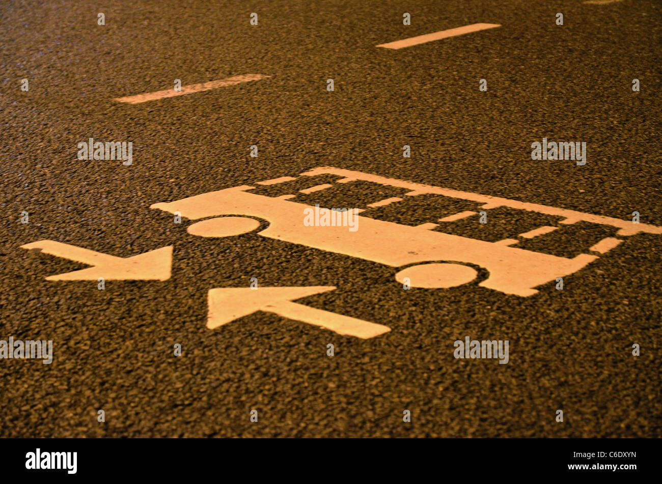 Two way traffic symbol for buses in Arnhem Stock Photo - Alamy