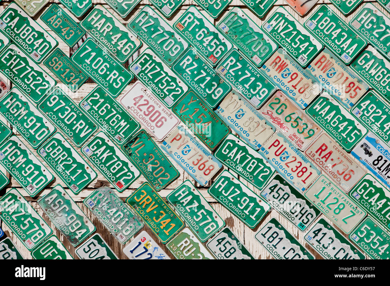License plate display hi-res stock photography and images - Alamy