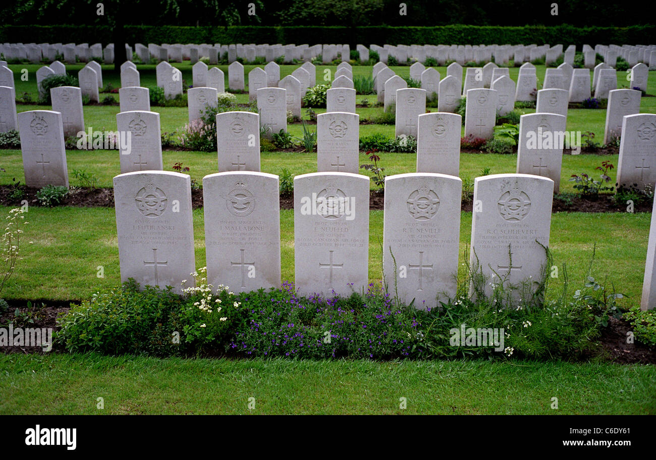 Reichswald forest war cemetery hi-res stock photography and images - Alamy