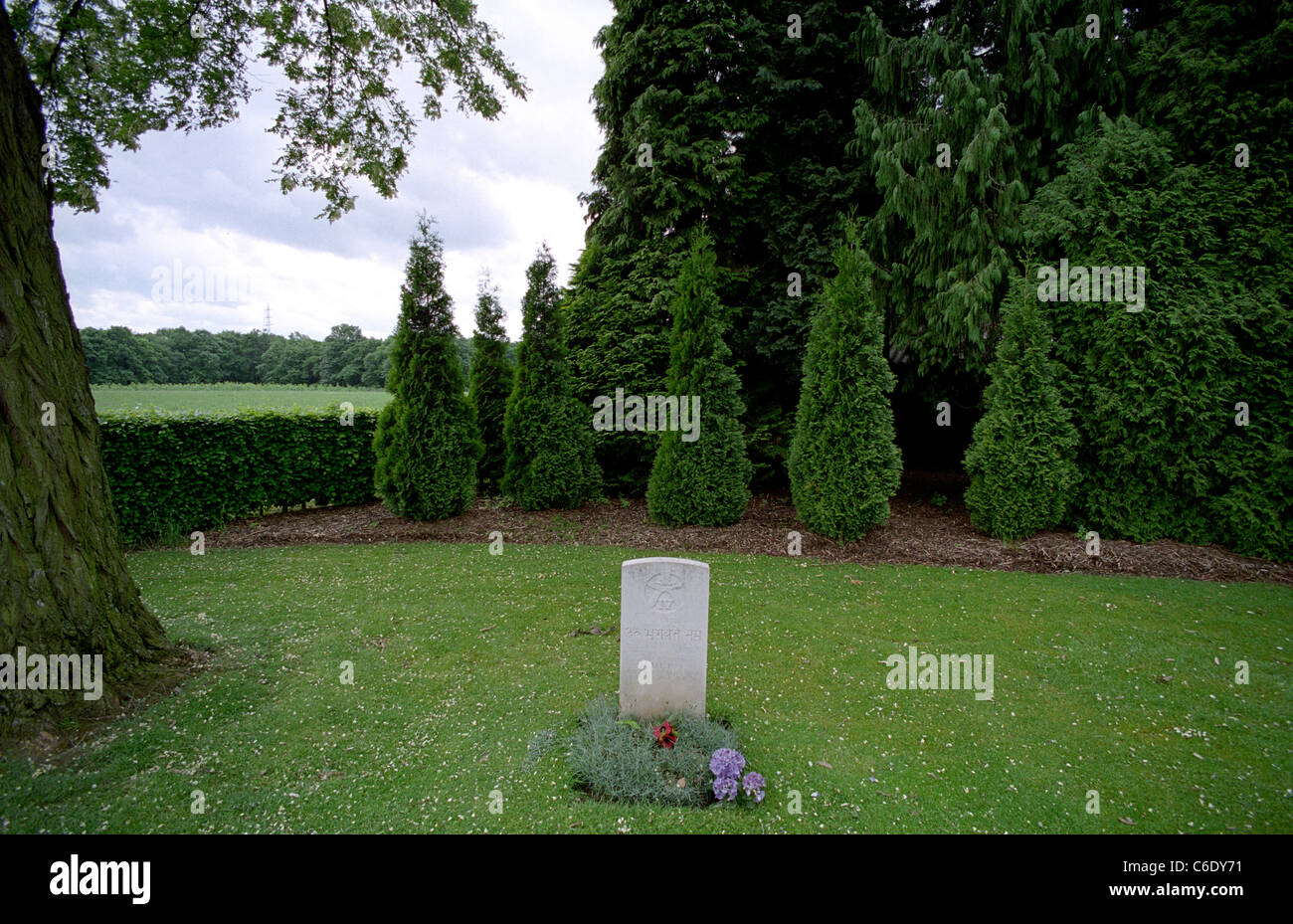 Rheinberg War Cemetery, Germany Stock Photo - Alamy