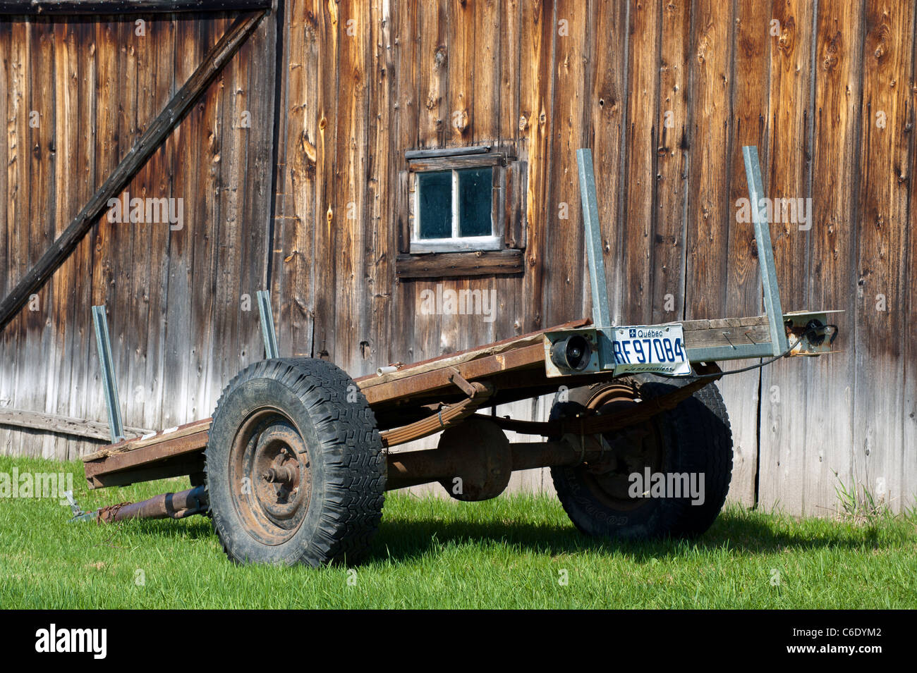 Old farm trailer hi-res stock photography and images - Alamy