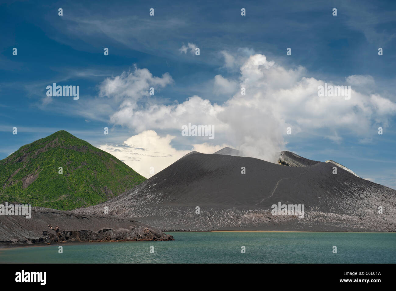 Tavurvur Active Volcano Erupting Steam, Smoke and Ash. Rabaul, East New ...