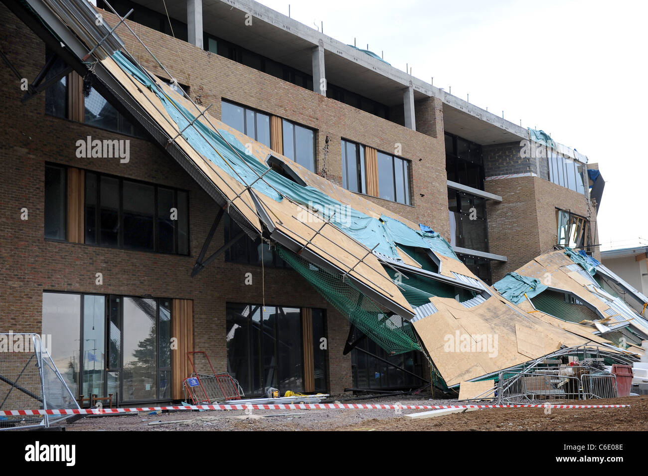 Construction site accident Four construction workers were injured at ...