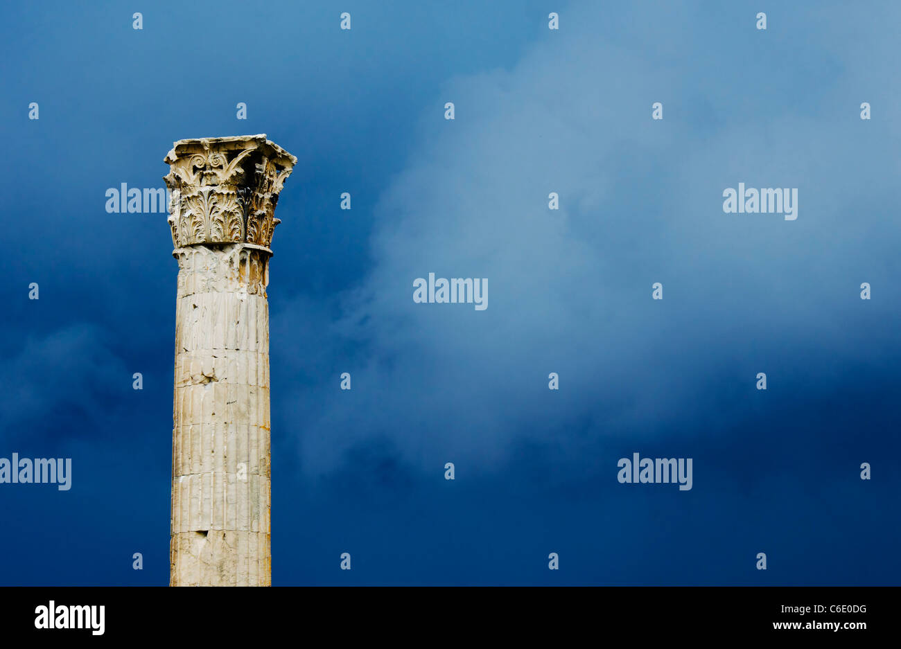 Column of temple hi-res stock photography and images - Alamy