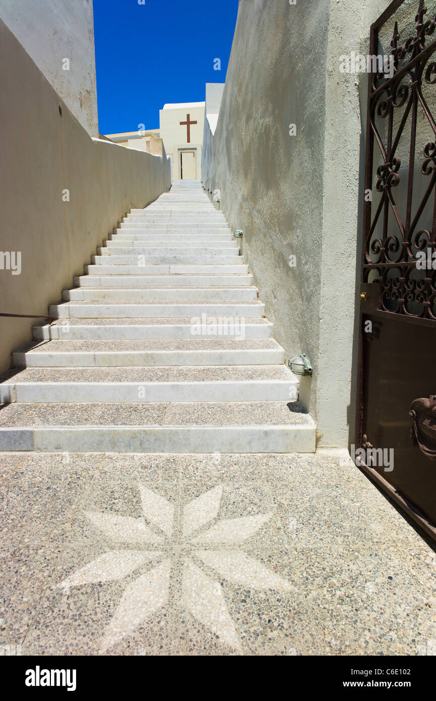 Santorini staircases hi-res stock photography and images - Alamy