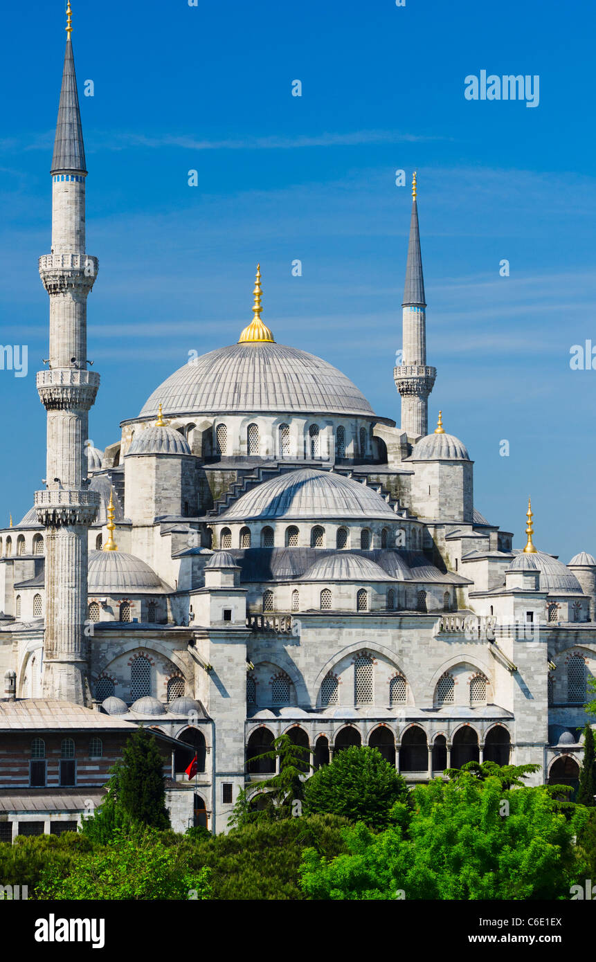 Blue mosque istanbul dome close up hi-res stock photography and images ...