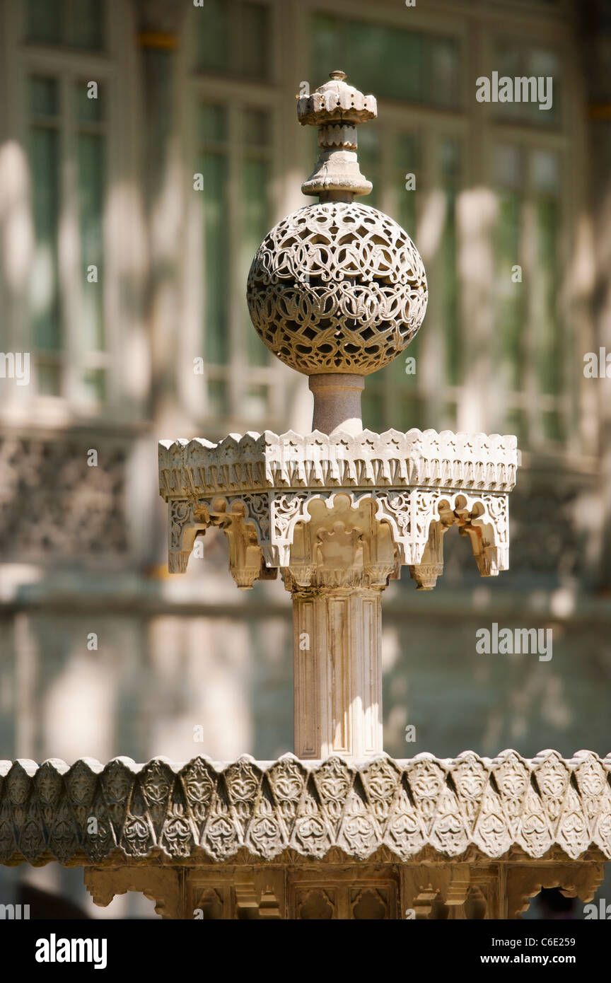 Turkey, Istanbul, Topkapi Palace fountain Stock Photo - Alamy