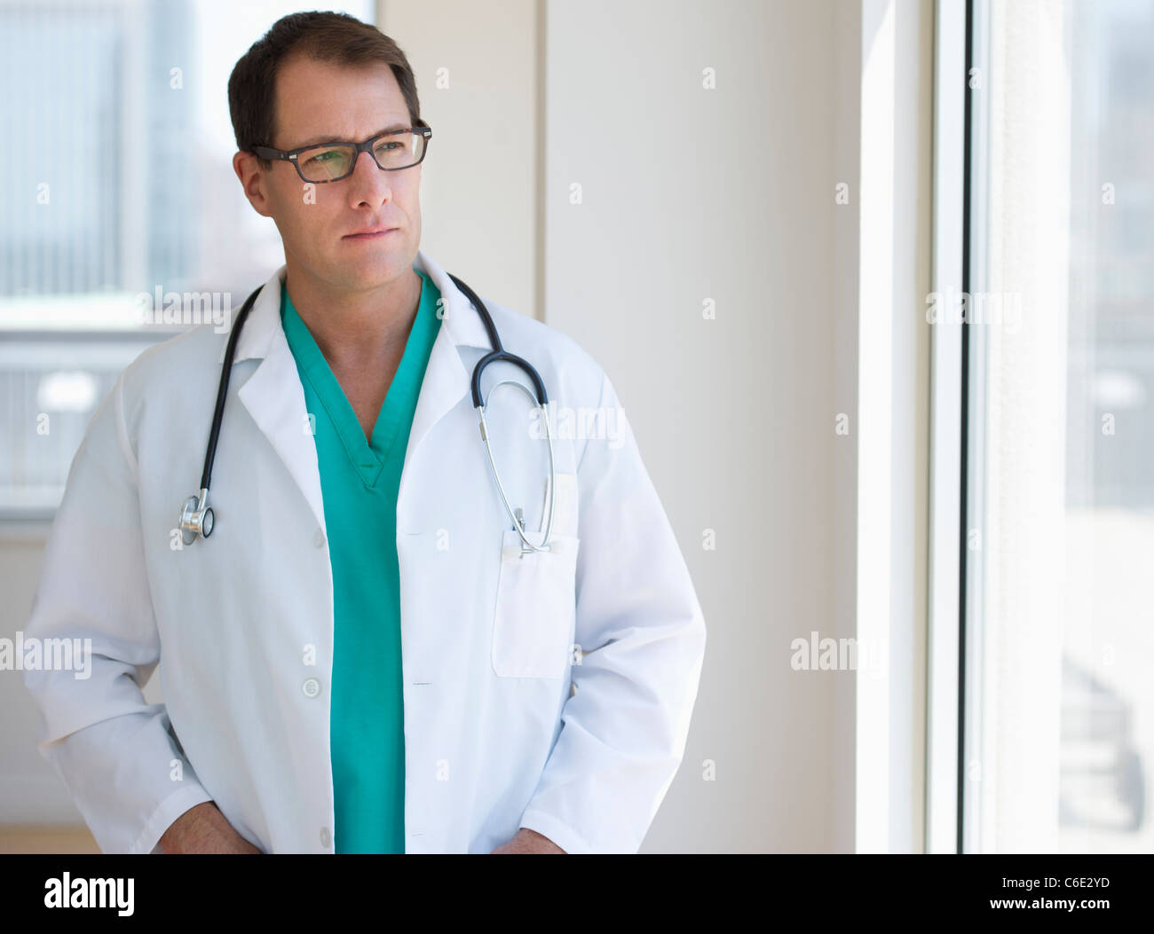 Doctor portrait usa hospital hi-res stock photography and images - Alamy