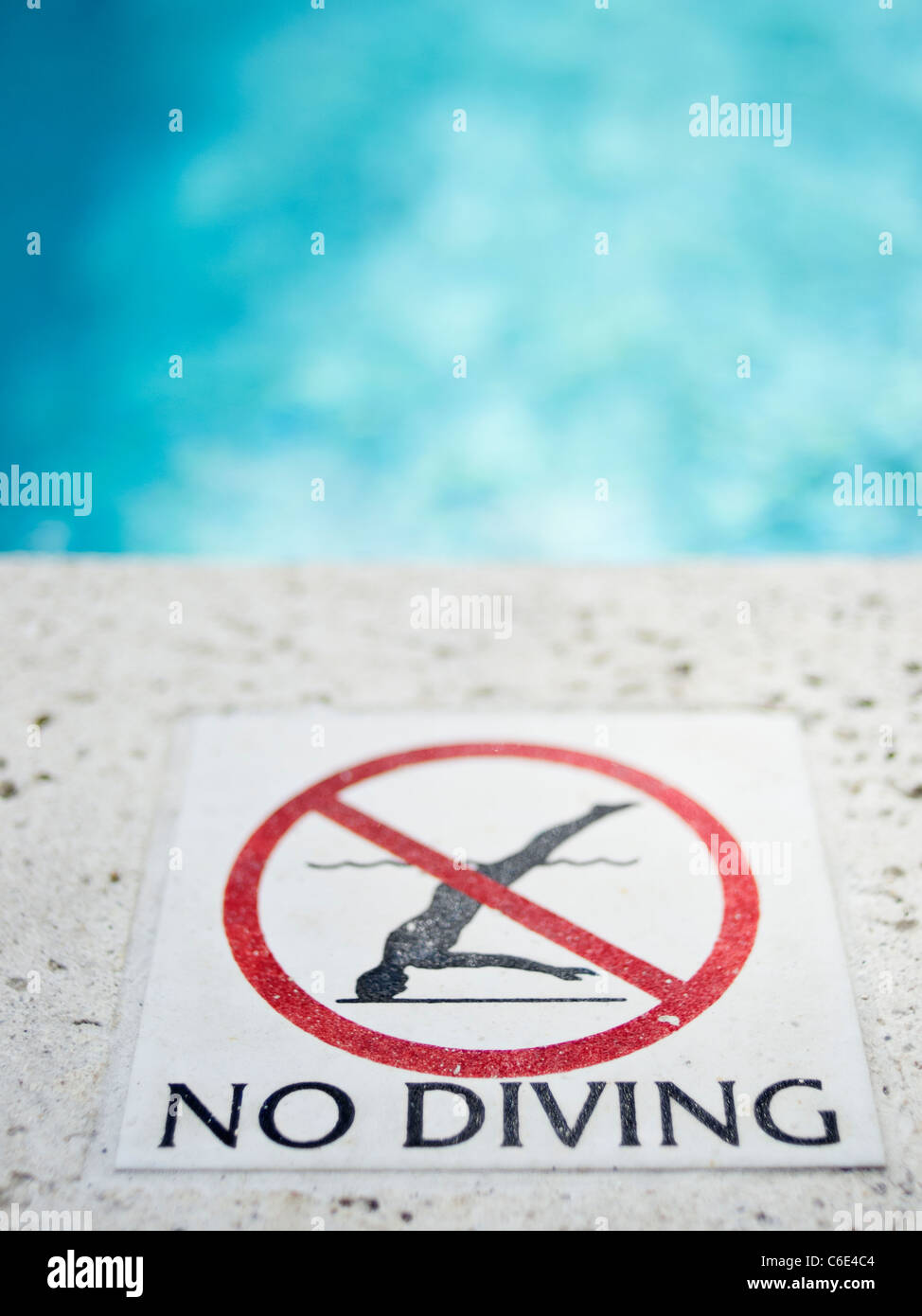 USA, Florida, Miami, Close up of warning sign "no diving Stock Photo ...