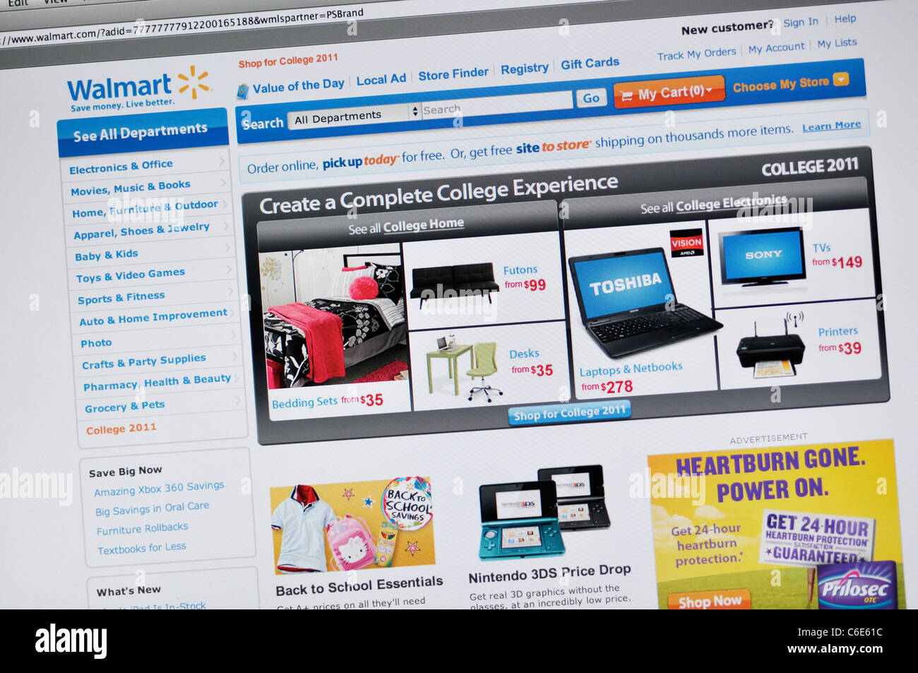 Walmart website hi-res stock photography and images - Alamy