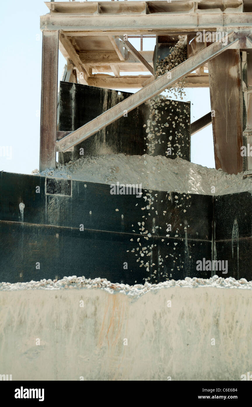 Fragmentation of rocks hi-res stock photography and images - Alamy