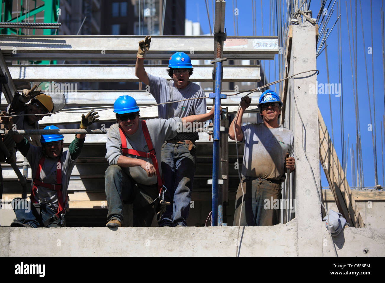 Happy construction workers hi-res stock photography and images - Alamy