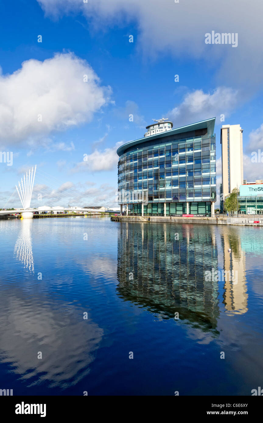 Manchester city bridges hi-res stock photography and images - Alamy