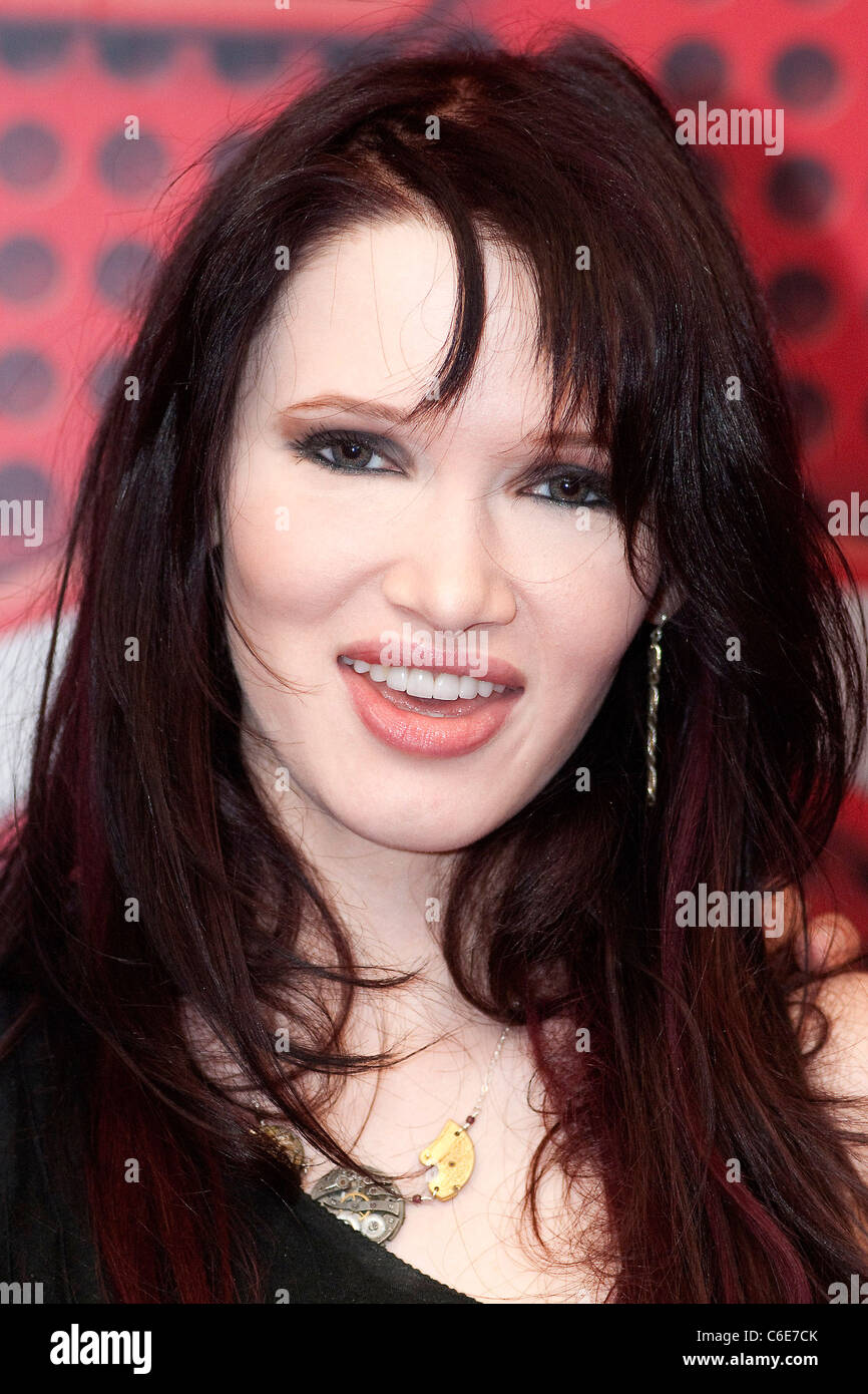 Emii hi-res stock photography and images - Alamy