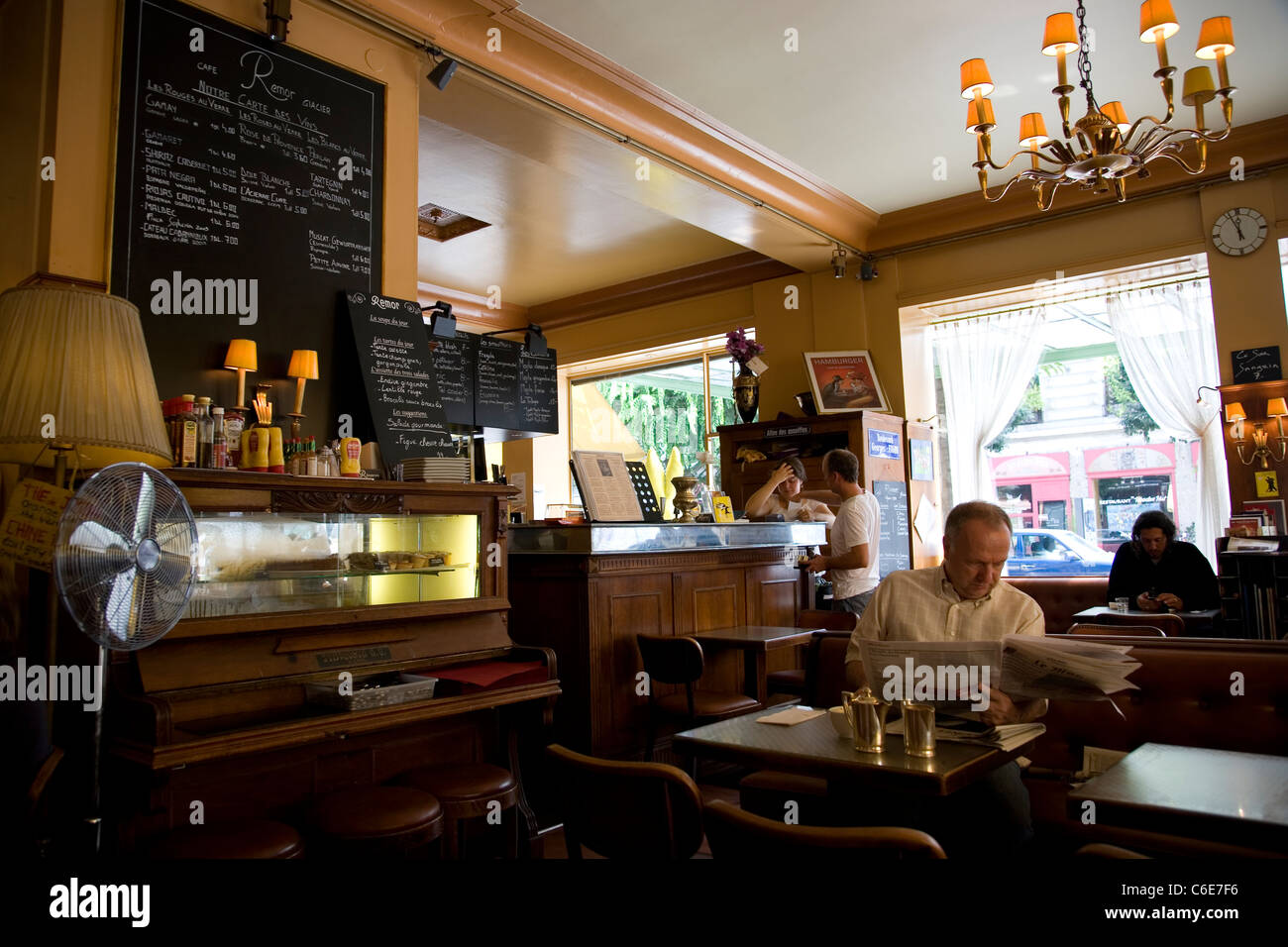 Café remor geneva hi-res stock photography and images - Alamy