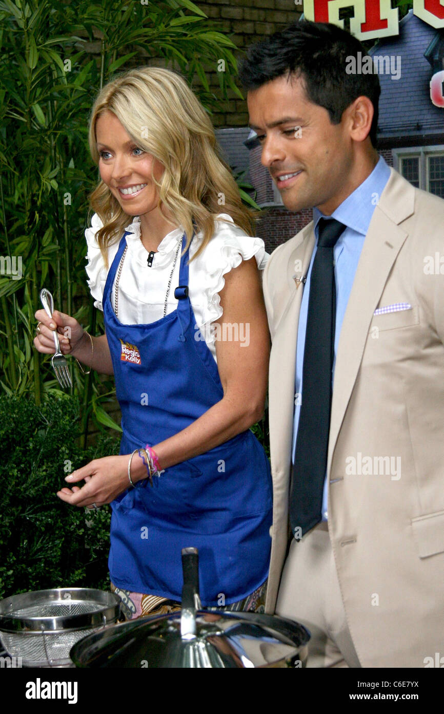 Kelly Ripa and Mark Consuelos filming a cooking segment for the Coast ...