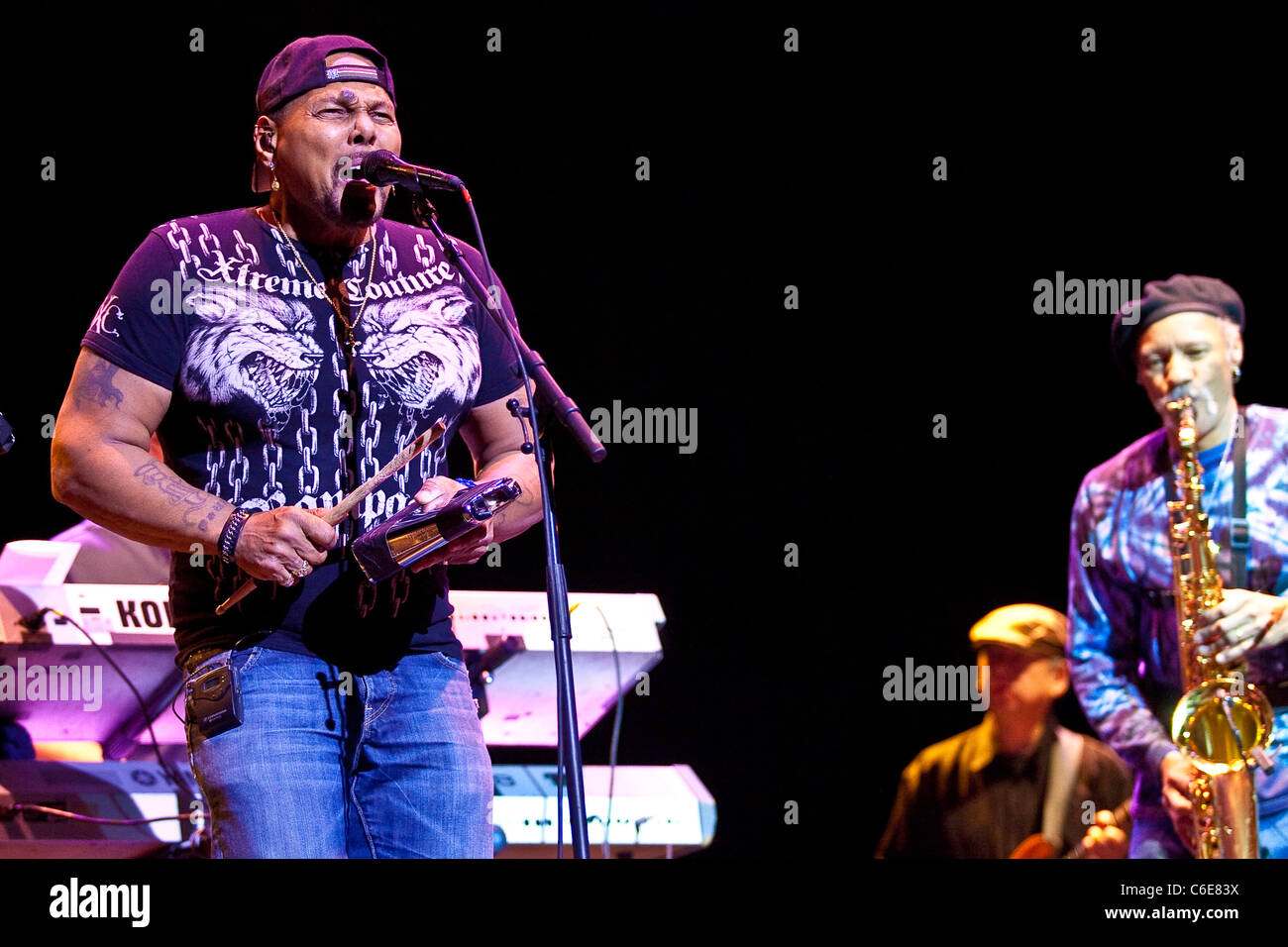 Neville brothers hi-res stock photography and images - Alamy