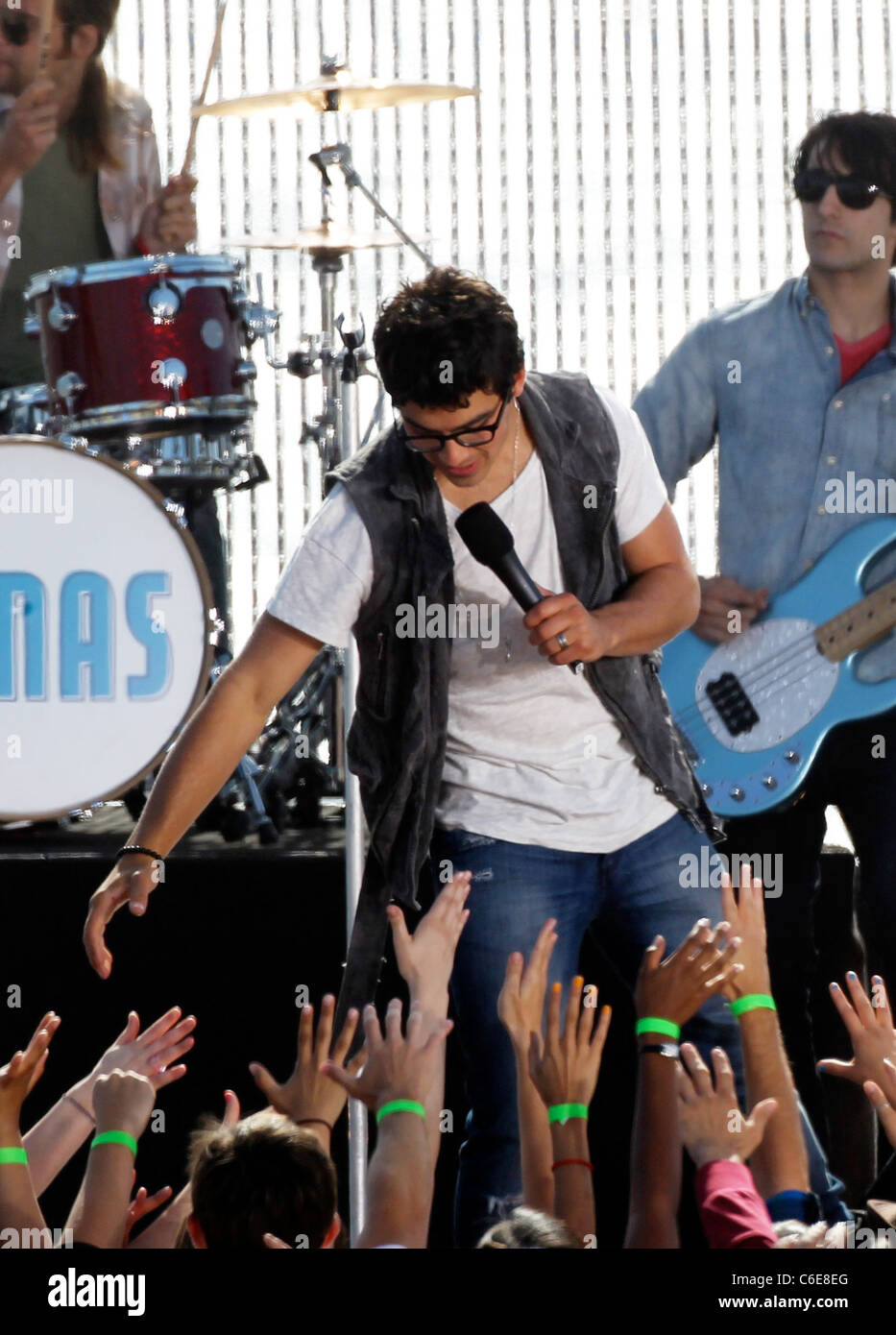 Joe Jonas The Jonas Brothers on the set of their new music video in the ...