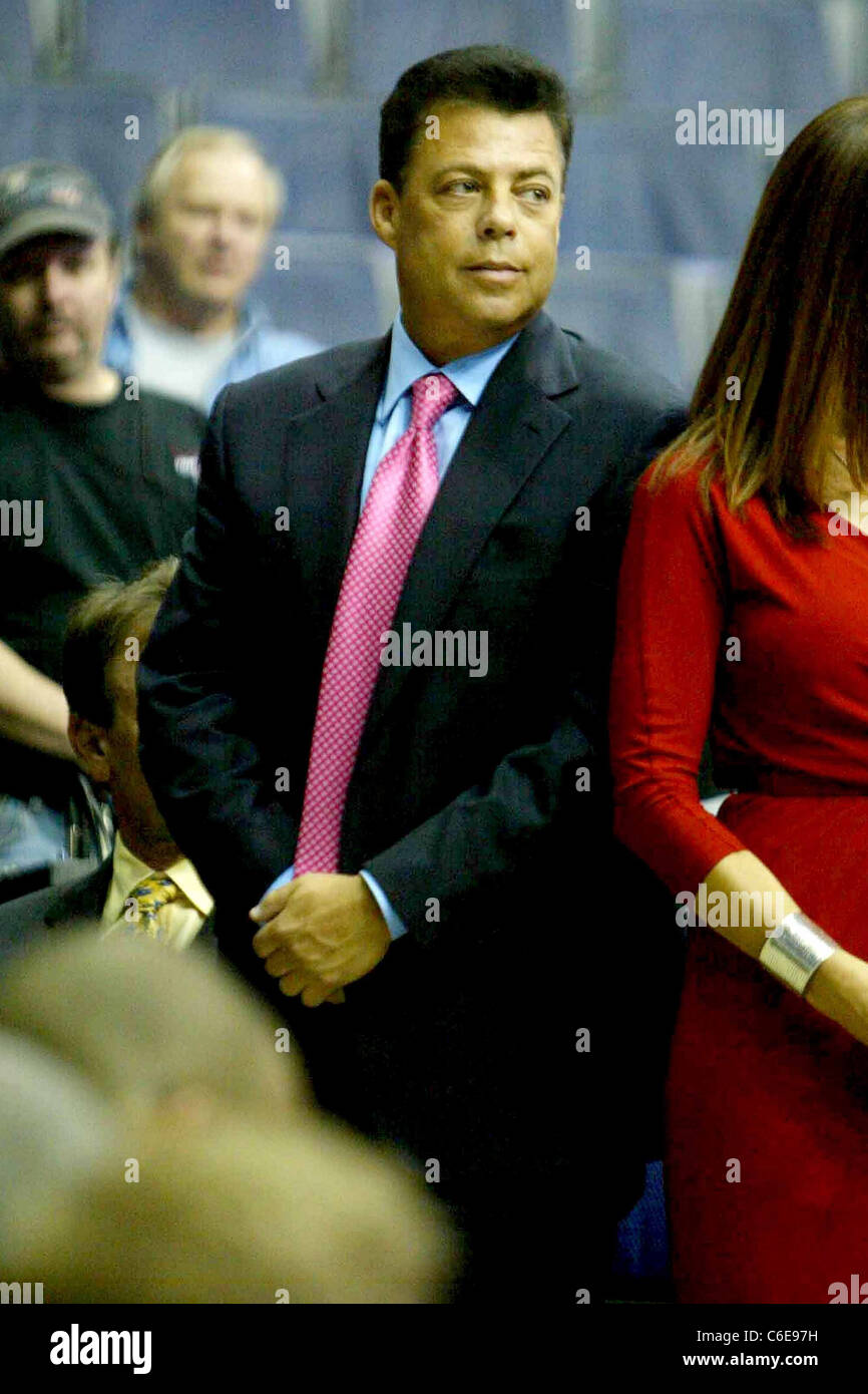 Richard kay ted leonsis hi-res stock photography and images - Alamy