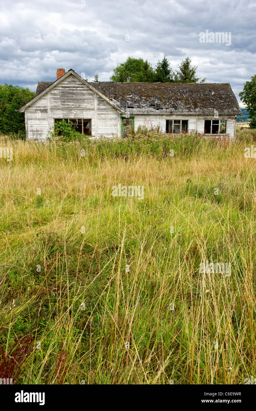 Dilapidated old building hi-res stock photography and images - Alamy