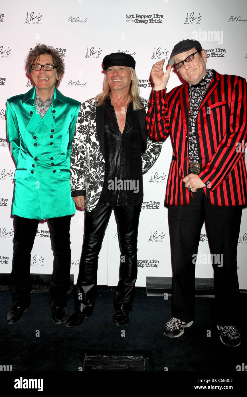 Tom Petersson, Robin Zander and Rick Nielsen of Cheap Trick Mayor of ...