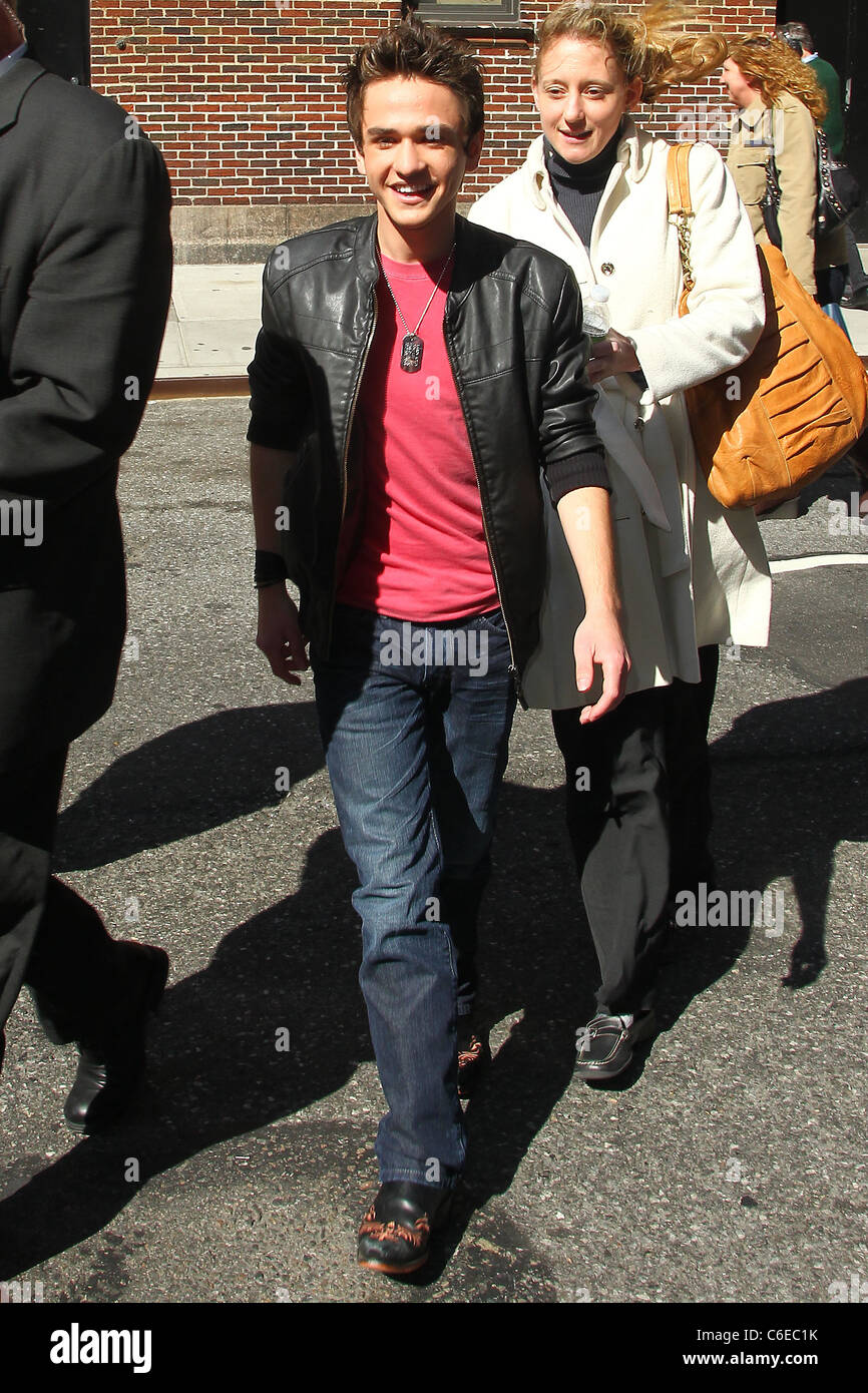 Latest 'American Idol' outcast Aaron Kelly outside the Ed Sullivan ...