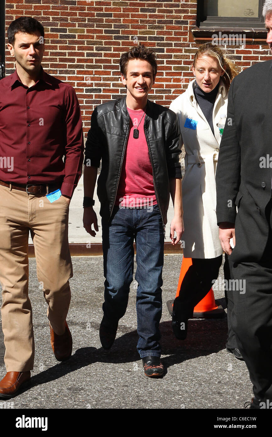 Latest 'American Idol' outcast Aaron Kelly outside the Ed Sullivan ...