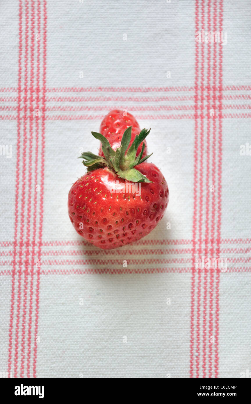 Strawberry shape hi-res stock photography and images - Alamy