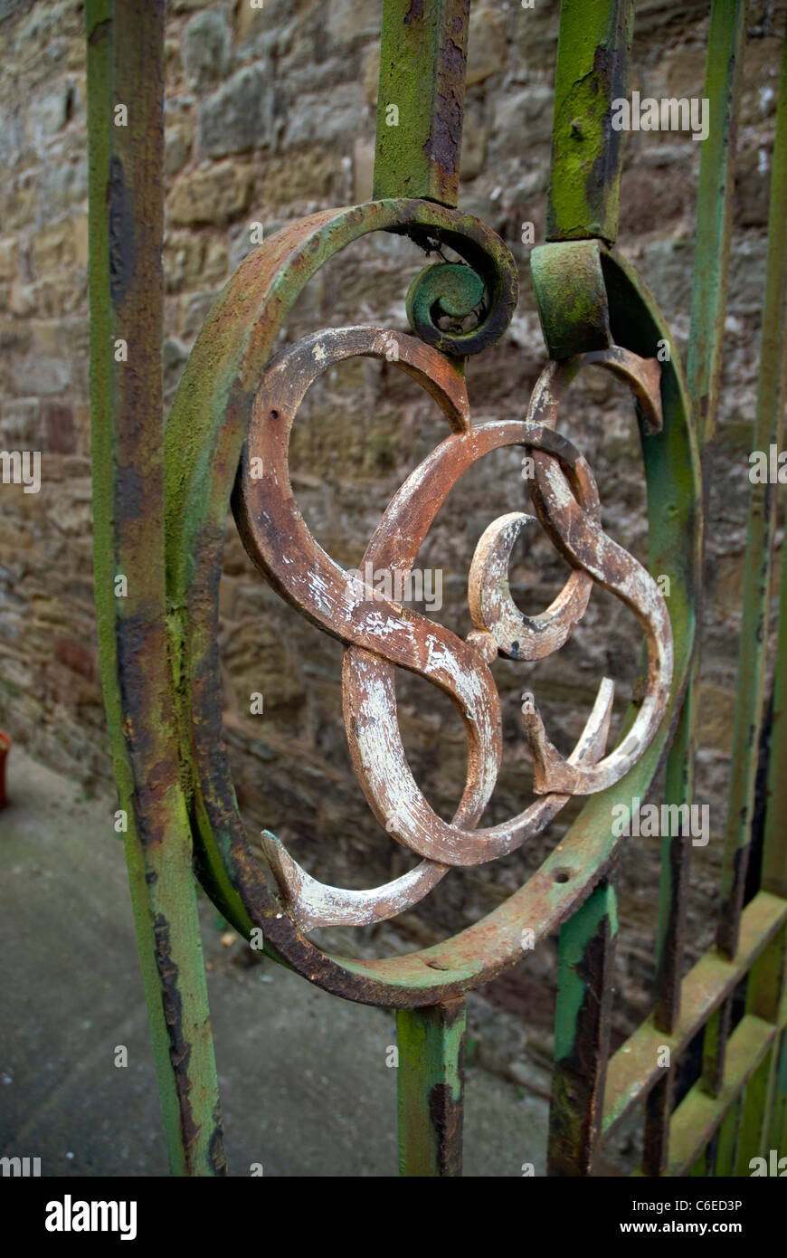 SCS badge of front gate, Ludlow, Shropshire, UK Stock Photo - Alamy