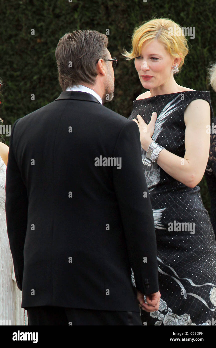 Cate Blanchett and Russell Crowe depart hotel Eden Roc during the 2010 ...