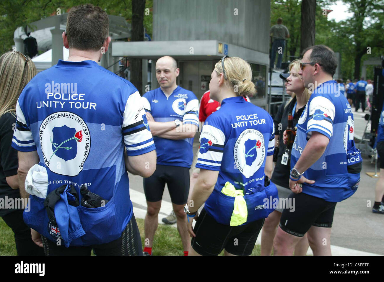 The Police Unity Tour arrives at the National Enforcement Memorial ...
