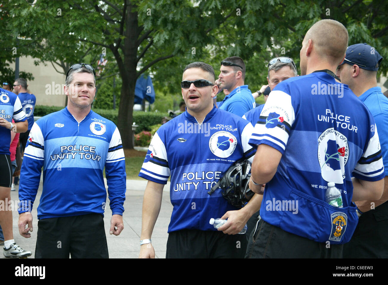 The Police Unity Tour arrives at the National Enforcement Memorial ...