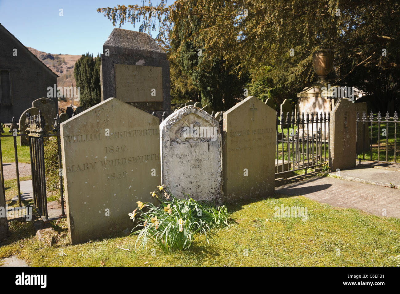 Family grave of William and Mary Wordsworth with Dora and Edward ...
