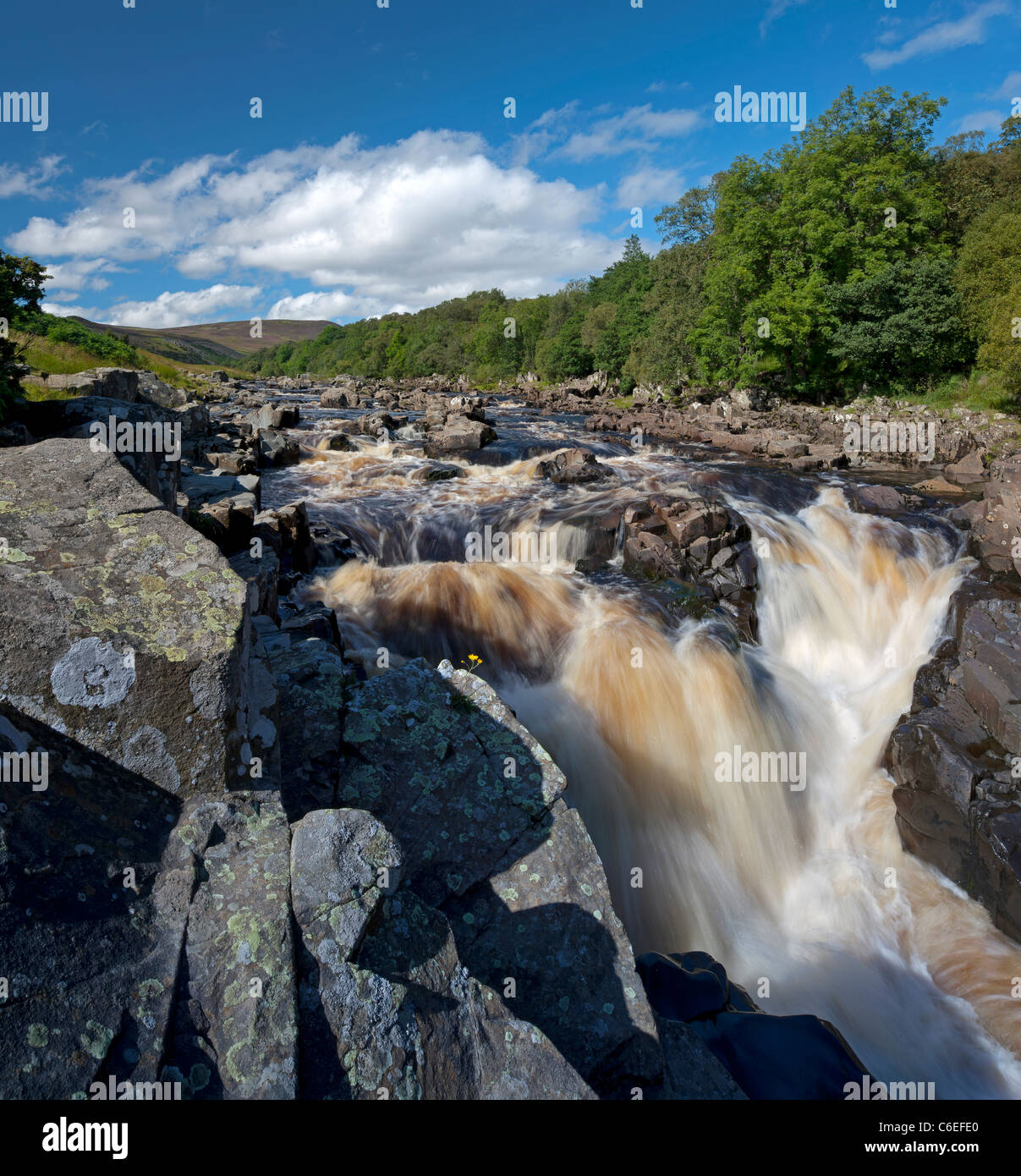Gushing water of the River Tees, over High Force Waterfall in Teesdale ...