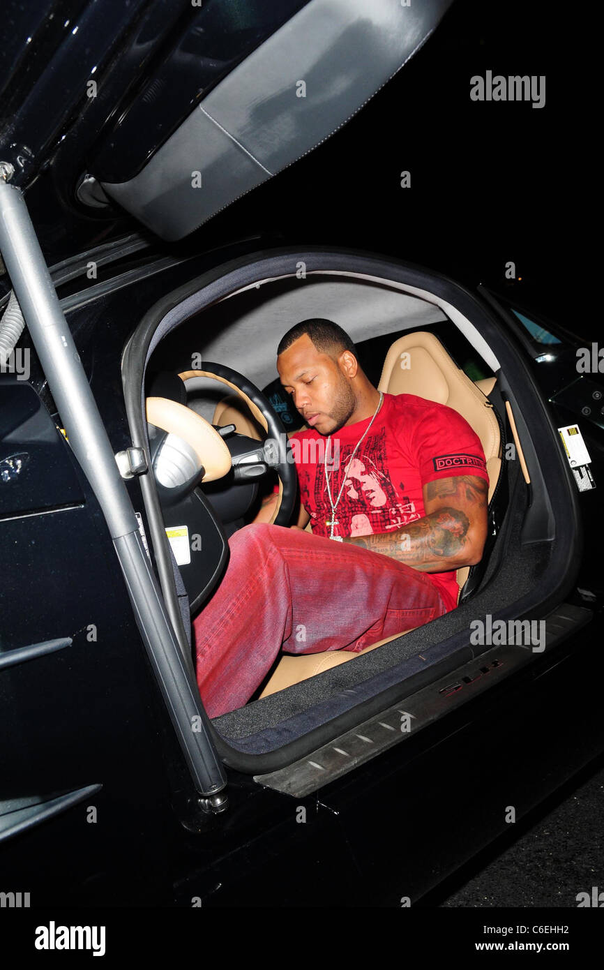 Rapper Flo Rida arriving at Club Play for a performance Miami Beach ...