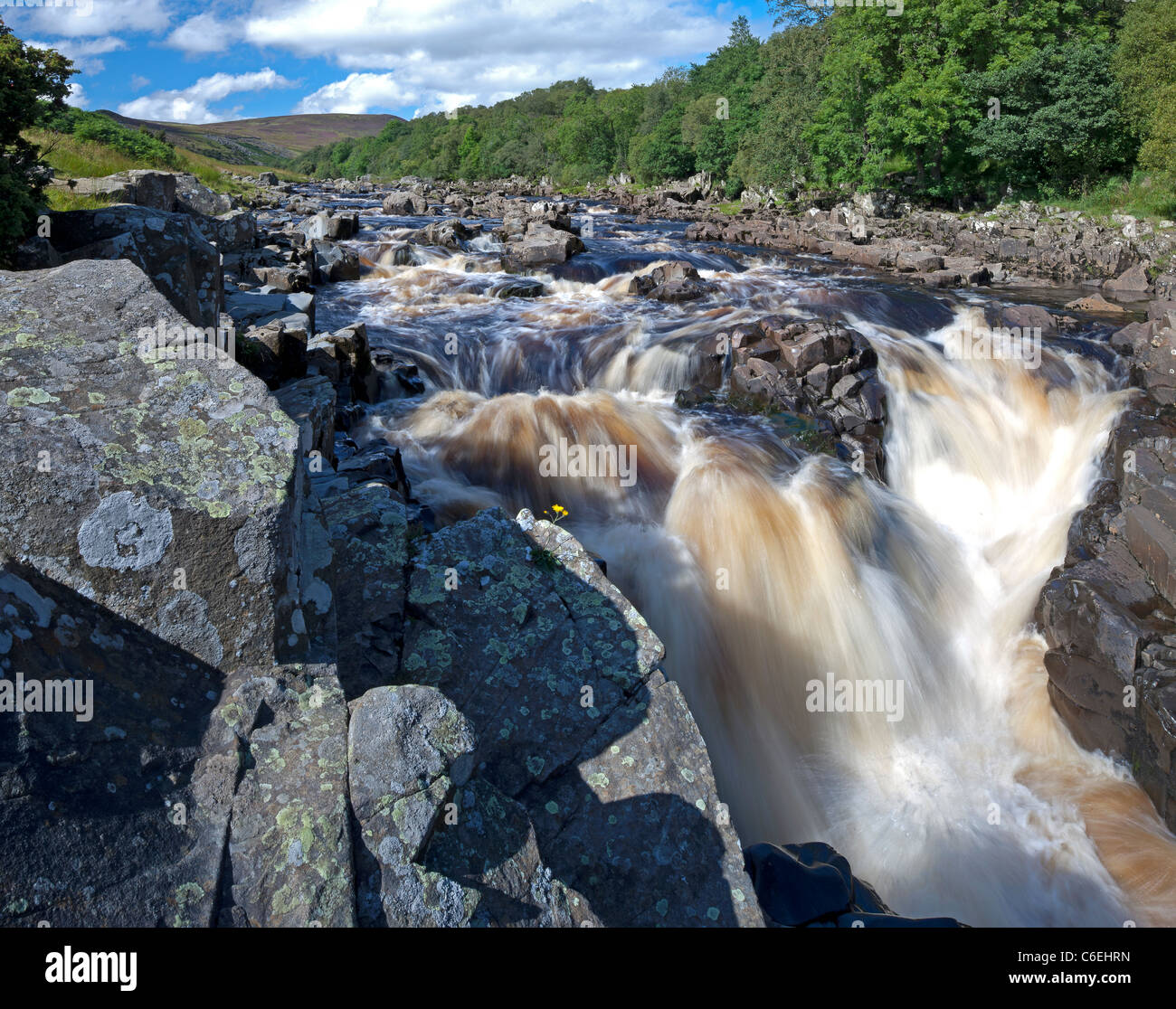 Gushing water of the River Tees, over High Force Waterfall in Teesdale ...