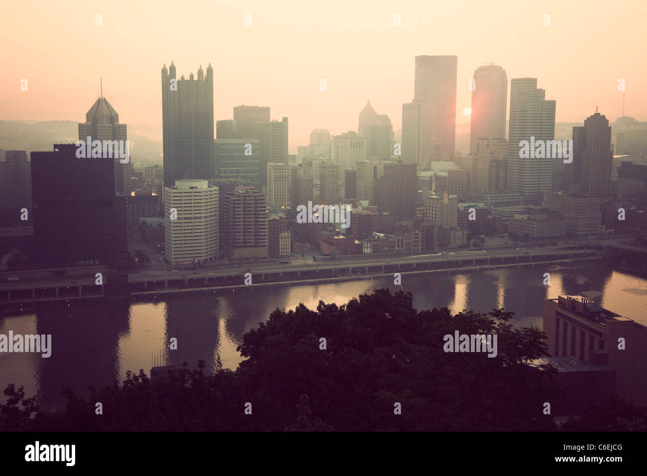 USA, Pennsylvania, Pittsburgh at sunrise Stock Photo - Alamy