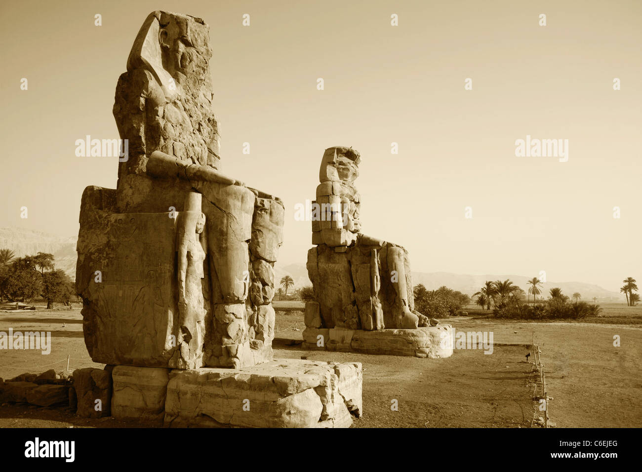 The Colossi Of Memnon, twin 14th century B.C. colossal sitting statues ...