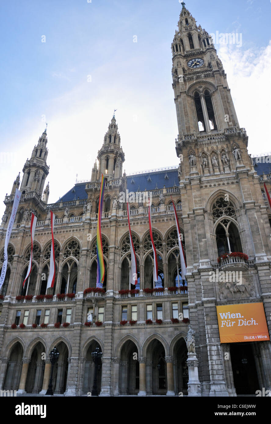 Neues Rathaus Vienna Stock Photos & Neues Rathaus Vienna Stock Images ...