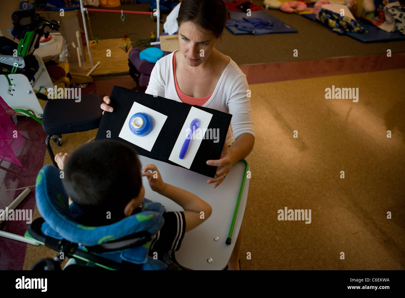 Using hand sign gesture to request hi-res stock photography and images ...