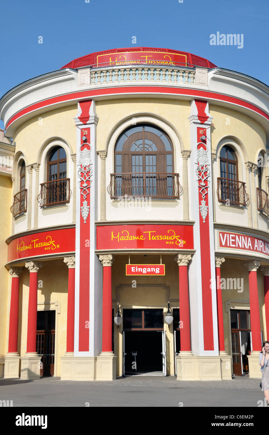 Waxworks hi-res stock photography and images - Alamy