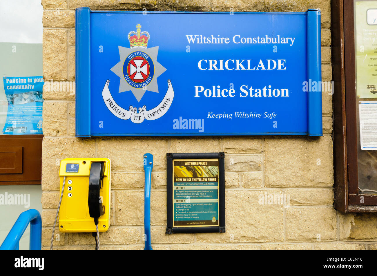 Emergency phone point hi-res stock photography and images - Alamy