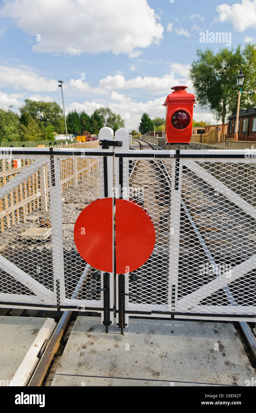 Old red railway crossing lamp hi-res stock photography and images - Alamy
