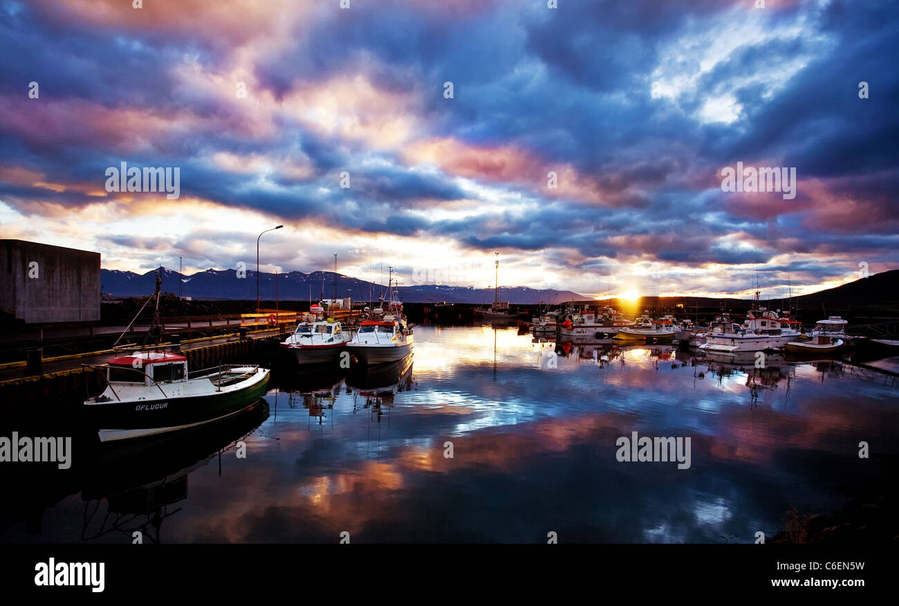 Harbor of tourism hi-res stock photography and images - Alamy