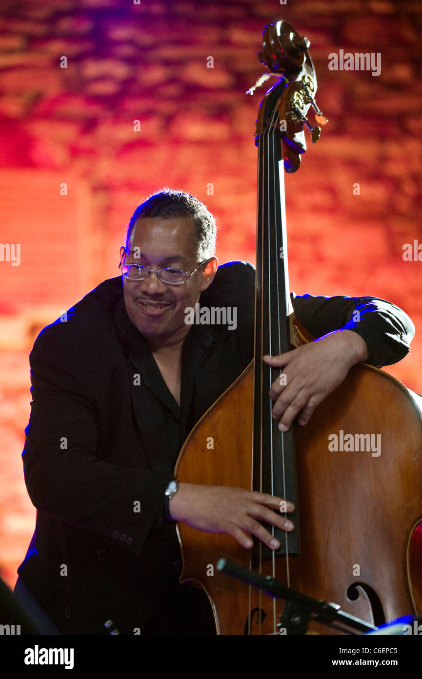 Acoustic bass player HASSAN SHAKUR playing with Monty Alexander Trio at ...